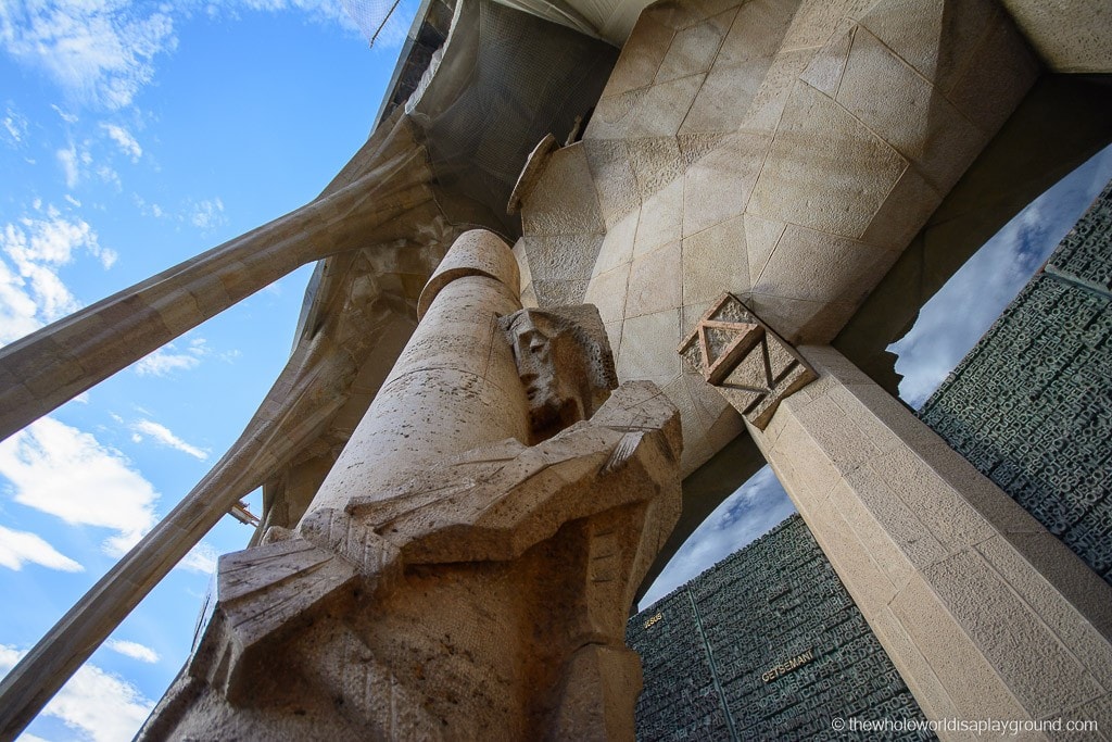 9 of the best Gaudi Sights in Barcelona: our favourite must see Gaudi ...