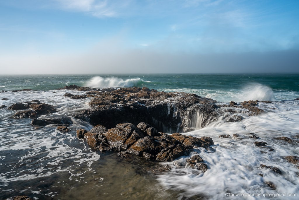 Thor’s Well, Cape Perpetua, Oregon | The Whole World Is A Playground