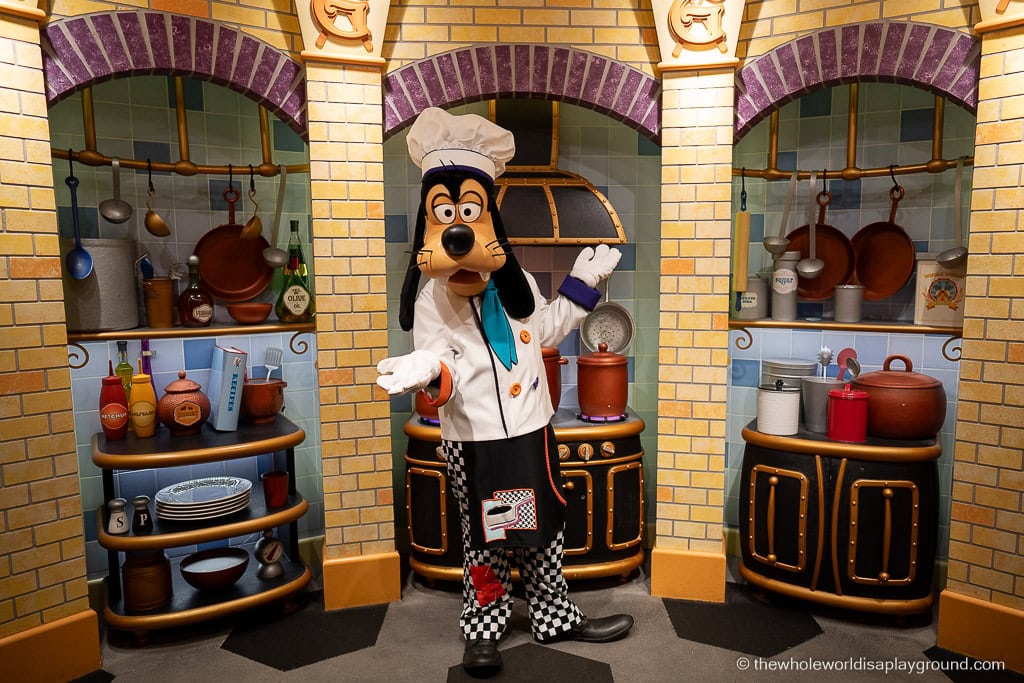 Goofy’s Kitchen at Disneyland California (2024) | The Whole World Is A ...