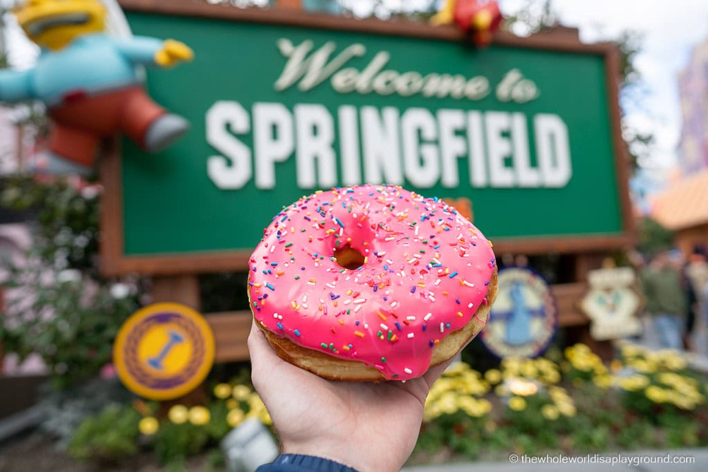 10 Best Snacks at Universal Studios Hollywood (2024) | The Whole World ...